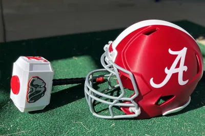 Alabama Crimson Tide Football Helmet - Free 3D Print Model - MakerWorld