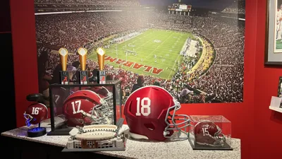 Alabama Crimson Tide Football Helmet - Free 3D Print Model - MakerWorld