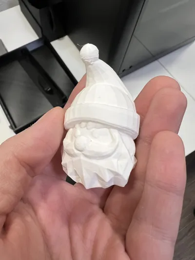 Santa Claus Low Poly Ornament by 3DPrintable.art - MakerWorld