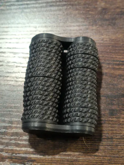 Segmented Pocket Fidget Rollers by NUKDDD MakerWorld: Download Free 3D ...