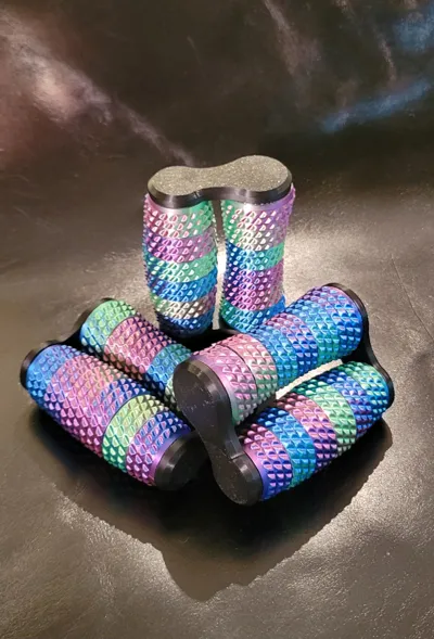 Segmented Pocket Fidget Rollers by NUKDDD MakerWorld: Download Free 3D ...