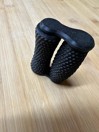 Segmented Pocket Fidget Rollers by NUKDDD MakerWorld: Download Free 3D ...