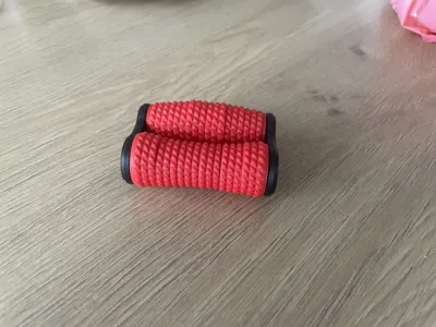 Segmented Pocket Fidget Rollers by NUKDDD MakerWorld: Download Free 3D ...