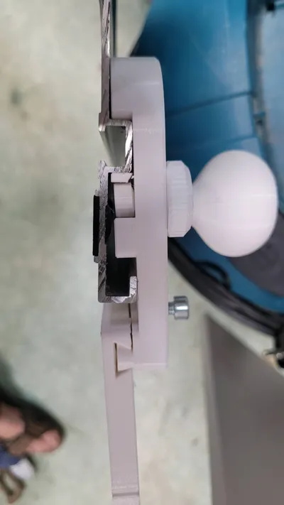 RouterPack Compact Router Guide Rail Adapter by dStego MakerWorld ...