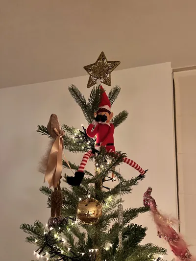 Elf on the Shelf Spy Gear - Binoculars and Radio by lokiparts - MakerWorld