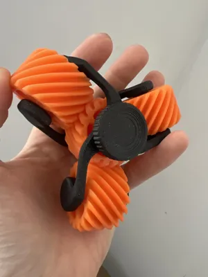 Triple helix gear spinner by Thorin Oakenshield MakerWorld: Download ...