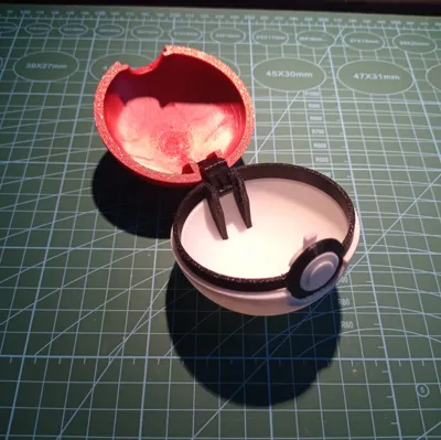 Pokeball that Opens by NorfolkB MakerWorld: Download Free 3D Models