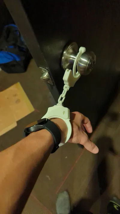 Handcuffs - Free 3D Print Model - MakerWorld