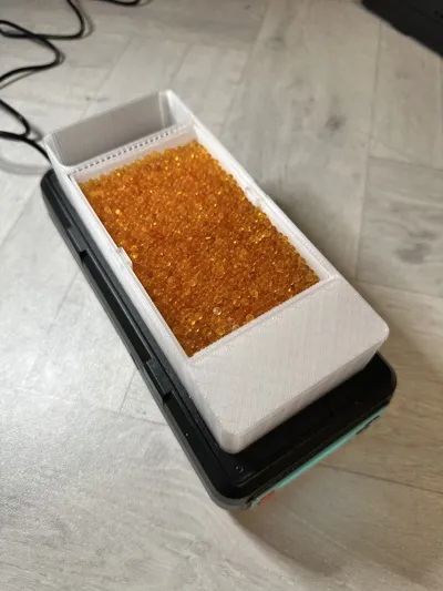 Desiccant dryer and cover for Polymaker Polydryer - Free 3D Print Model ...