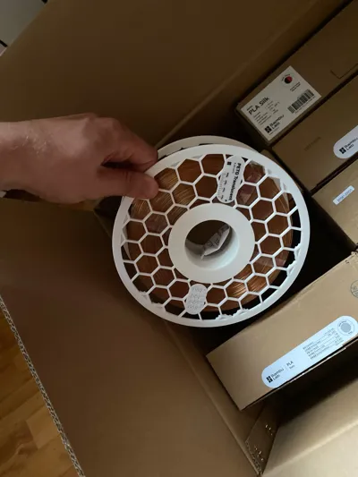 Bambu Lab Reusable Refill Spool - Free 3D Print Model - MakerWorld