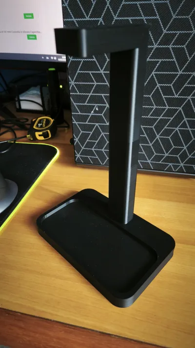 Headphone stand - headset holder with tray by Anton MakerWorld: Download Free 3D Models