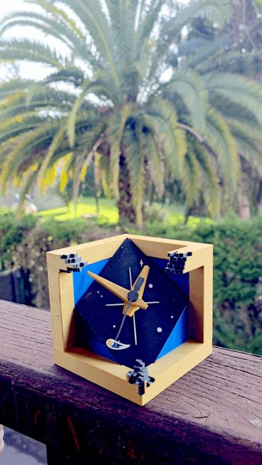Cosmic Chronos Cube: A 4D Journey in Space-Time by innovUX MakerWorld ...