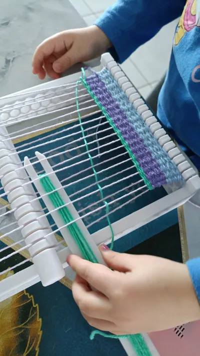 Children's Weaving Loom by LaW42 MakerWorld: Download Free 3D Models