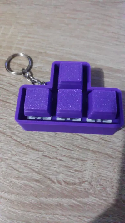 WASD Keyboard Fidget Keychain - Free 3D Print Model - MakerWorld