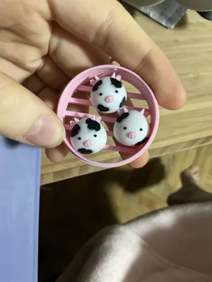 Cow Bun Fidget Keychain (Dim Sum) by Jefflynn MakerWorld: Download Free ...