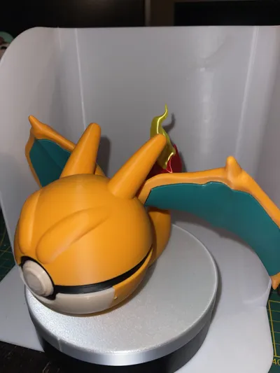 Charizard Ball - Pokemon - Pokeball Functional by Torikami - MakerWorld