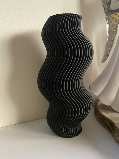Modern Wavy Vase by SabreDesign - MakerWorld