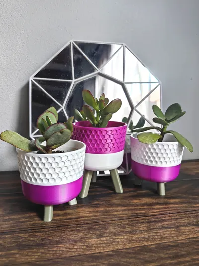 Modern Plant Pot with Legs by Maxx Design MakerWorld: Download Free 3D ...