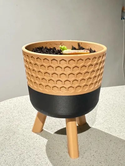 Modern Plant Pot with Legs by Maxx Design MakerWorld: Download Free 3D ...