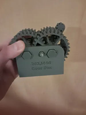 Reduction Gearbox (262,144:1 Gear Ratio) by The Engineering Teacher ...