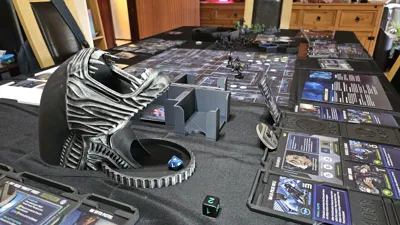 Alien Dice Tower - Free 3D Print Model - MakerWorld