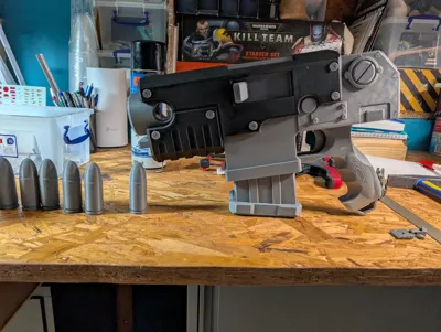 WH40K - Bolt Pistol V2 - Primaris Space Marine by ratjob - MakerWorld