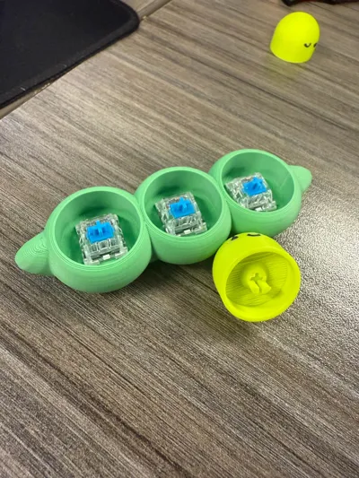 Edamame Peapod Clicker Fidget Toy by helloadorable MakerWorld: Download Free 3D Models