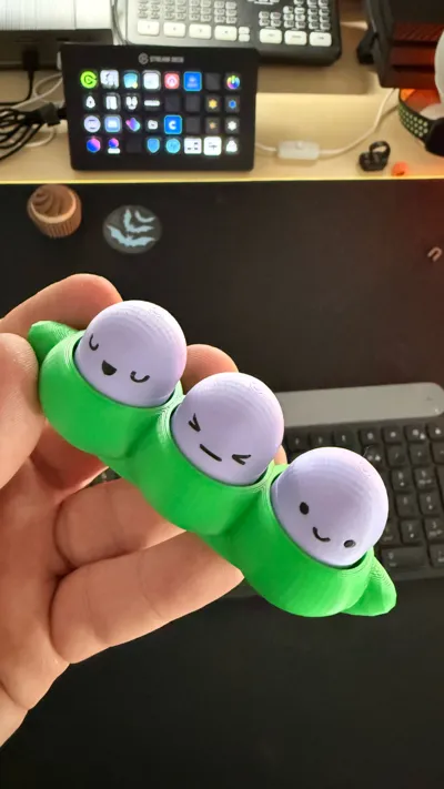 Edamame Peapod Clicker Fidget Toy - Free 3D Print Model - MakerWorld