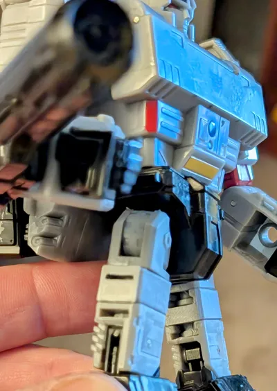 Transformers Siege Megatron Height Thigh Upgrade by Curly Fries ...