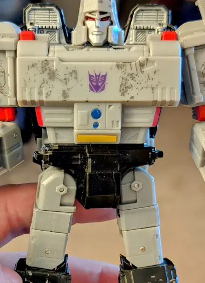 Transformers Siege Megatron Height Thigh Upgrade by Curly Fries ...