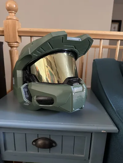 Master Chief Helmet (Halo Infinite) - Free 3D Print Model - MakerWorld