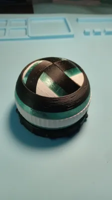 Print-In-Place Iris Box (locking) Remixed by LoboCNC MakerWorld ...
