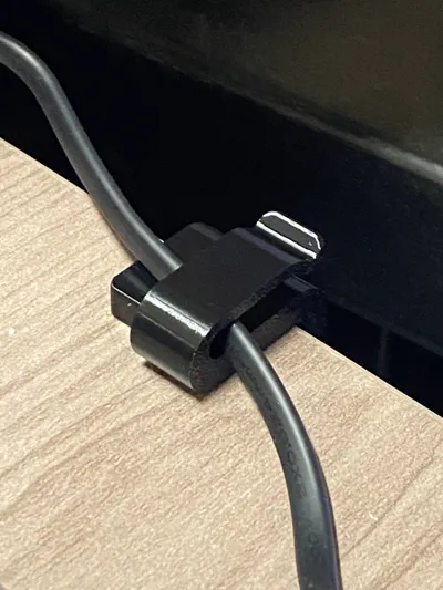 Desk Cable Clip Multiple Sizes by Jata Prints - MakerWorld