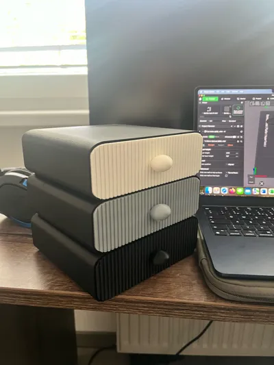 Modular desktop storage box by Chua MakerWorld: Download Free 3D Models