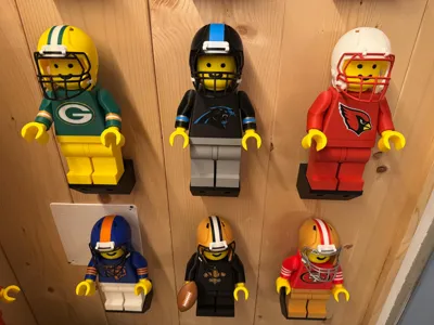 Blank NFL Helmet for Brick Man (500%) - Free 3D Print Model - MakerWorld