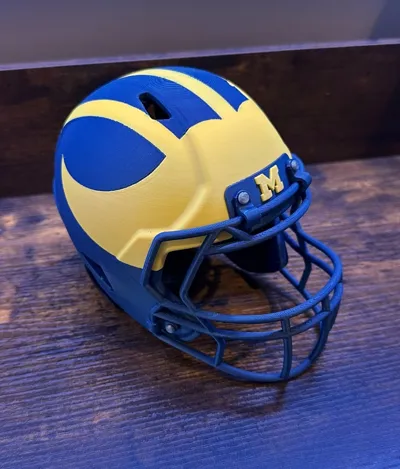 Michigan Wolverines Football Helmet by animuL67 MakerWorld: Download ...