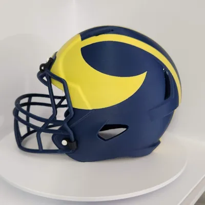 Michigan Wolverines Football Helmet by animuL67 MakerWorld: Download ...