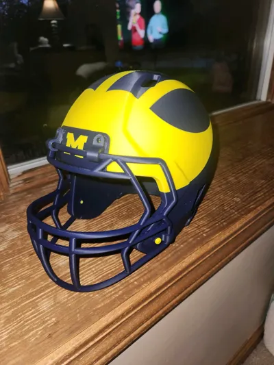 Michigan Wolverines Football Helmet - Free 3D Print Model - MakerWorld