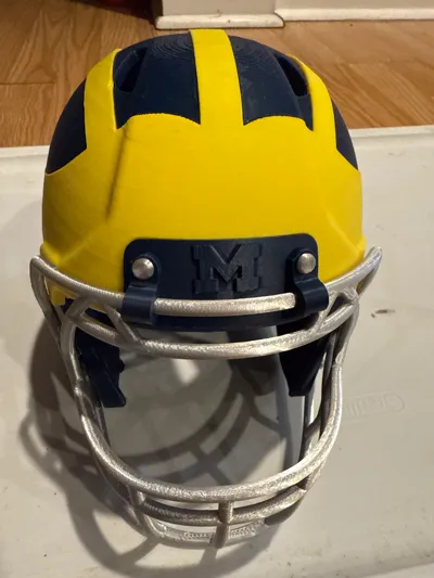 Michigan Wolverines Football Helmet by animuL67 MakerWorld: Download ...
