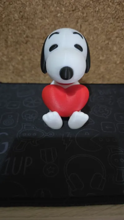 Snoopy de San Valentín por Makerize3D MakerWorld: Descarga Modelos 3D Gratuitos