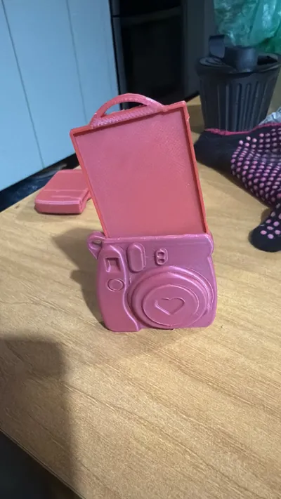 Instax Retro Style Camera Keychain + Photo Holder - Free 3D Print Model ...