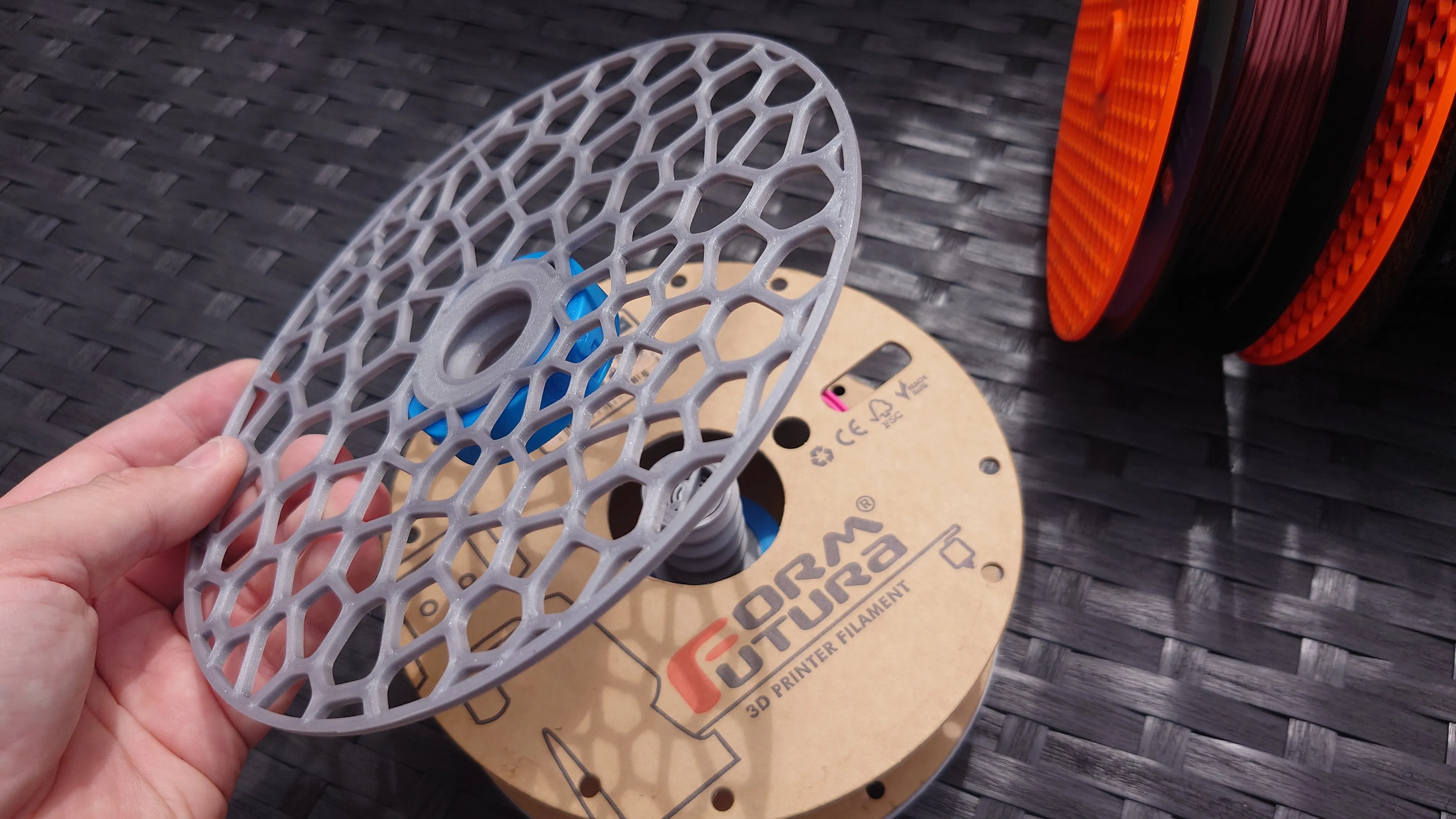 Hydra - Universal Spool Adapter - Free 3D Print Model - MakerWorld