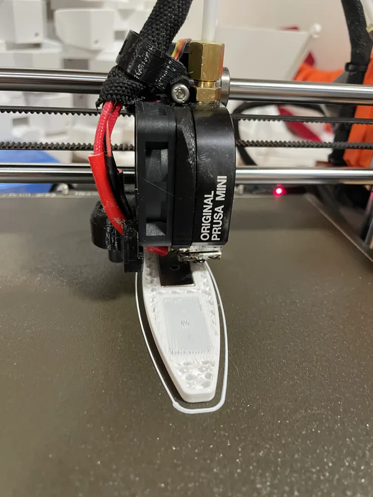 Magnetic Sharpie Holder by AzJake Creations - MakerWorld