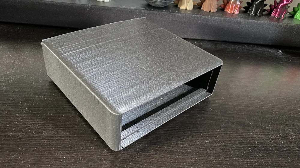 Din Radio case car Remixed by Foxmckraut - MakerWorld