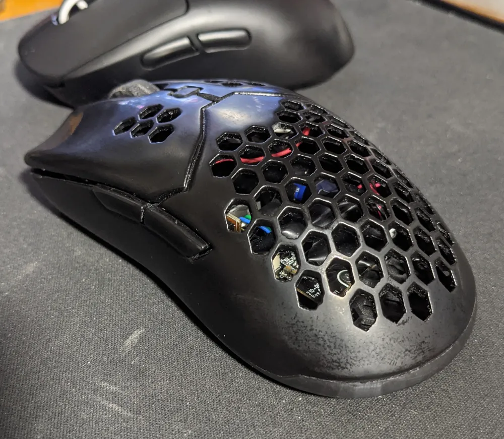 Viper Ulitmate - G305 Shell Swap Mod by Wiyummy - MakerWorld