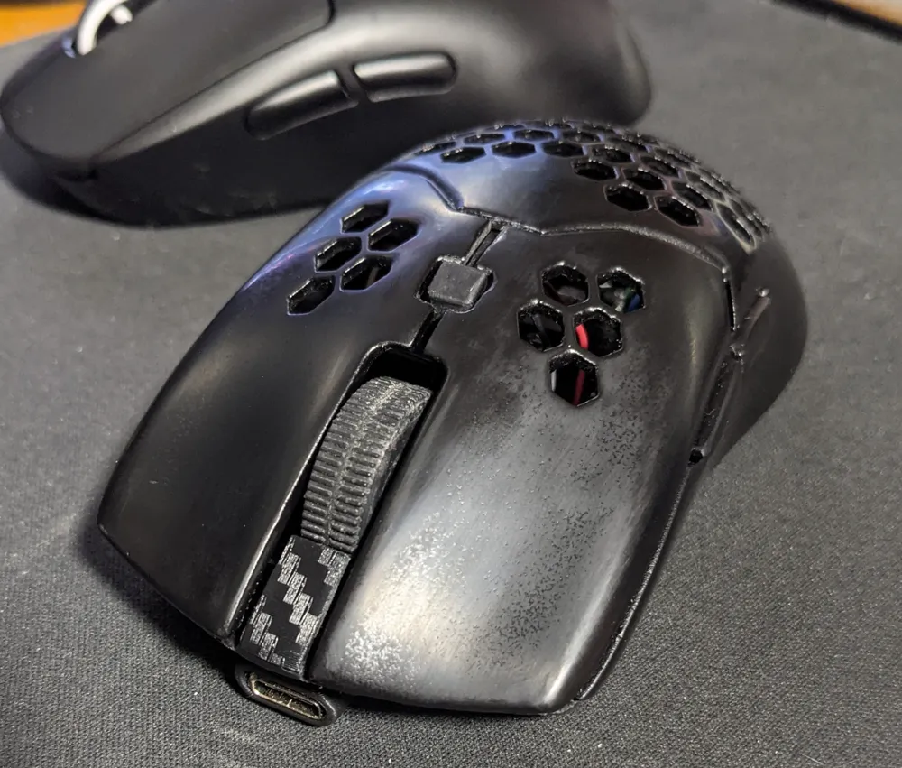 Viper Ulitmate - G305 Shell Swap Mod by Wiyummy - MakerWorld