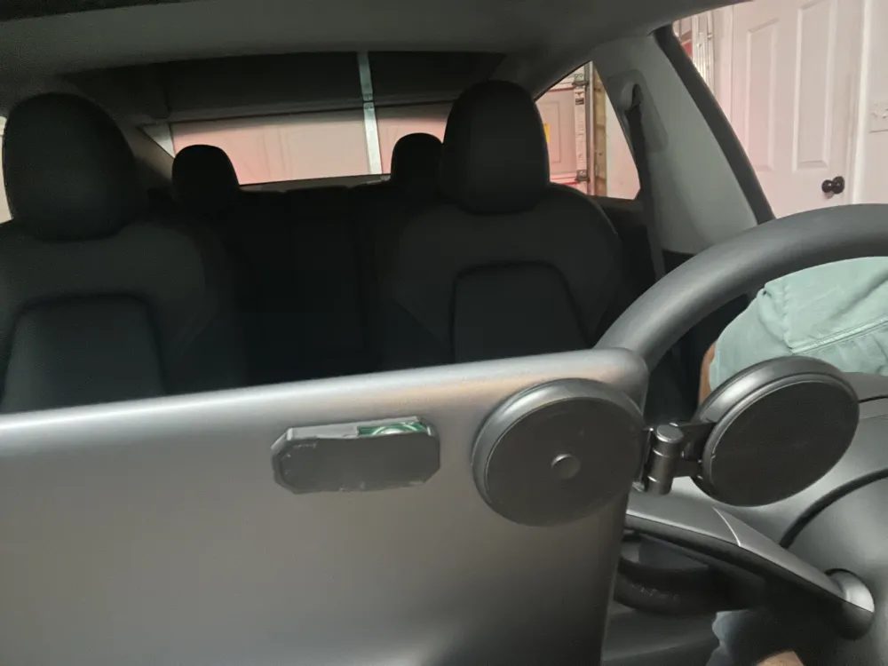 Compact Garage Door Opener for Tesla Model 3 & Y by wesyarber - MakerWorld