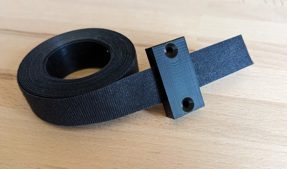 Cabel Management - Velcro Mount by steve93 - MakerWorld