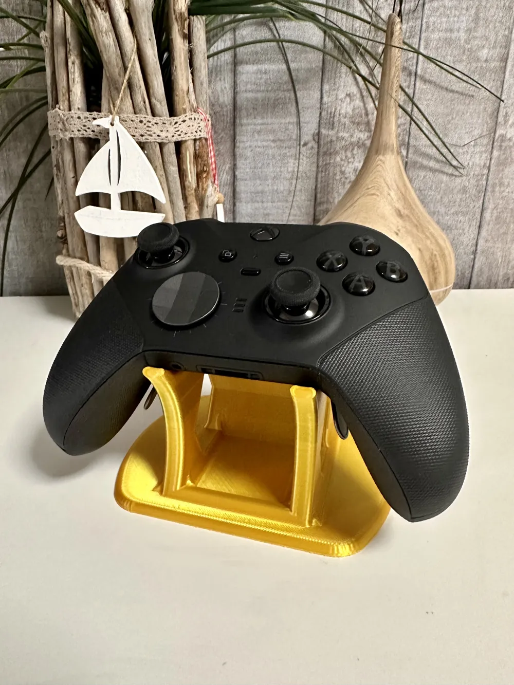 Xbox Elite Series 2 Controller Stand (X-Box) Remixed by holonda3d ...