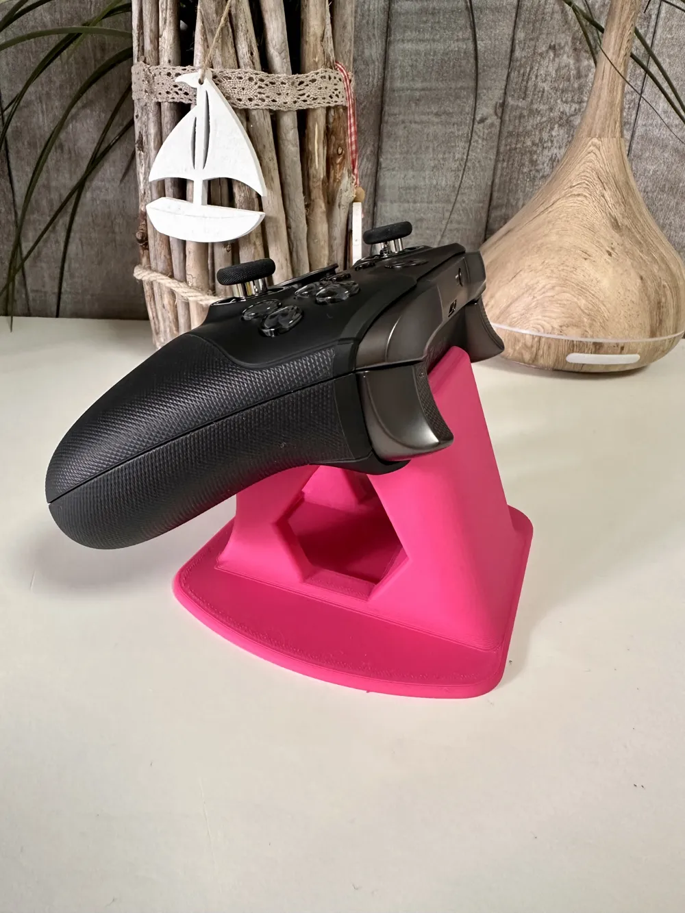 Xbox Elite Series 2 Controller Stand (X-Box) Remixed by holonda3d ...